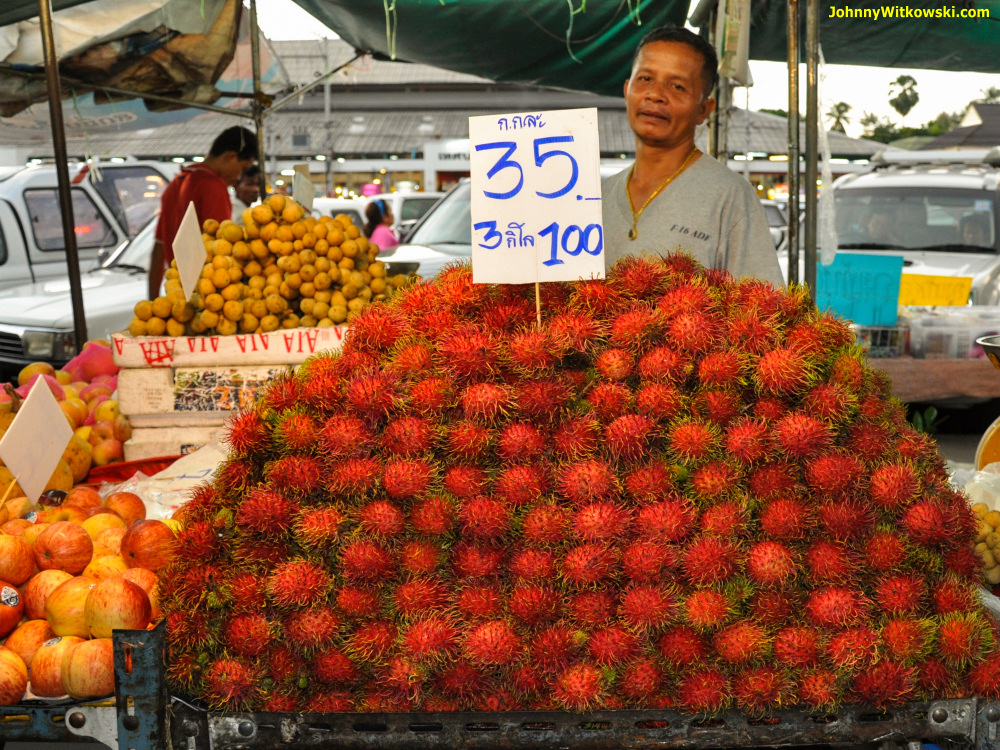 004- Buriram Night Market – by Johnny – JohnnyWitkowski.com
