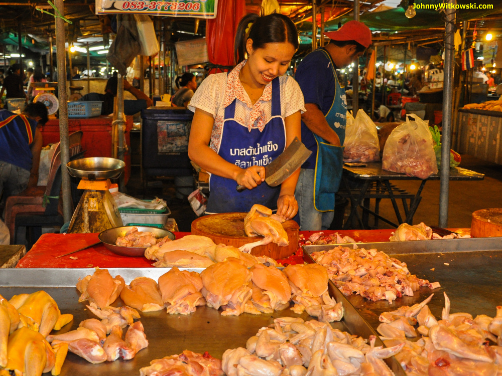 004- Buriram Night Market – by Johnny – JohnnyWitkowski.com